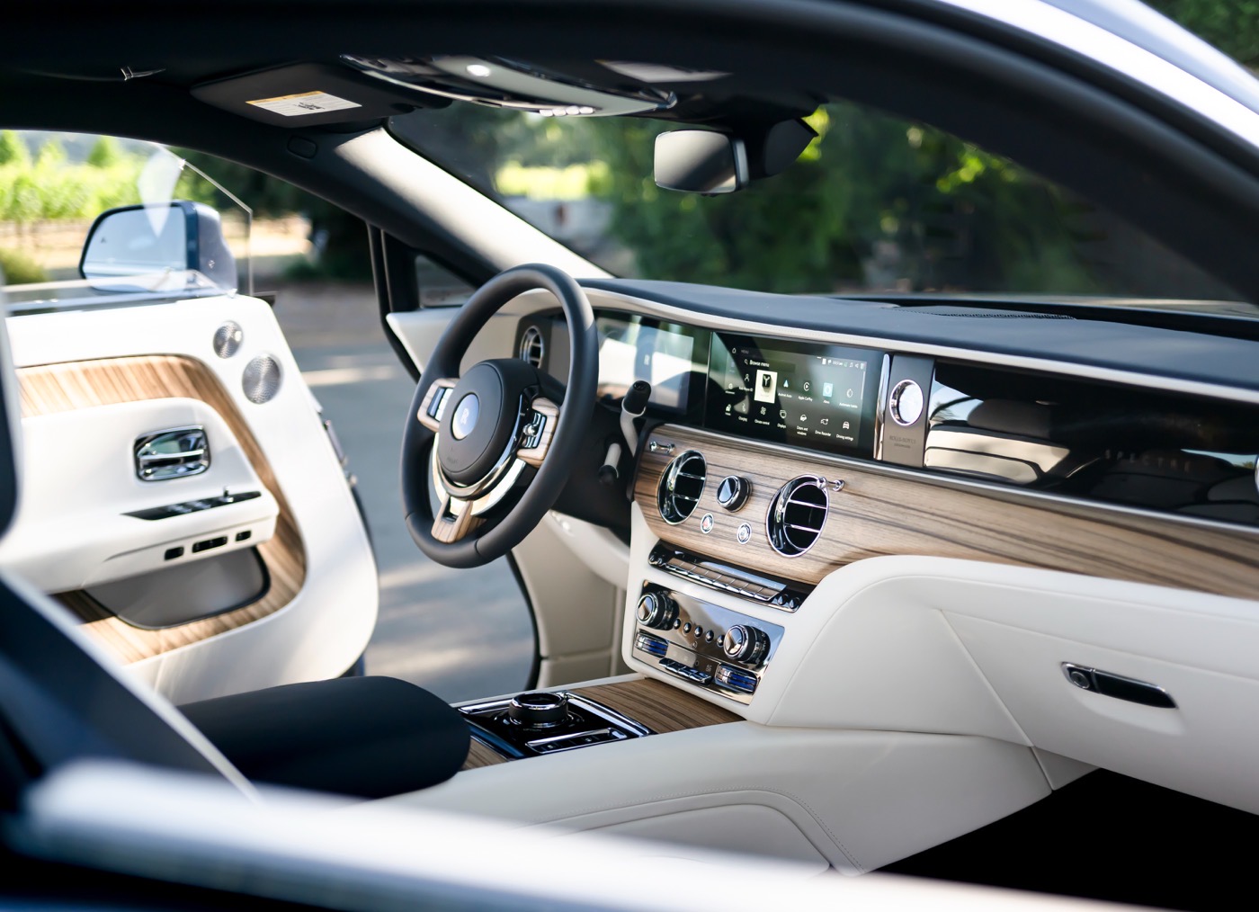 Rolls-Royce Spectre : Étalon de la transition écologique - Edgar Magazine